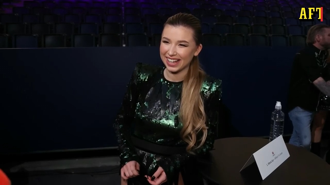 Maria Sur om kramen med Martinus: Båda är singlar