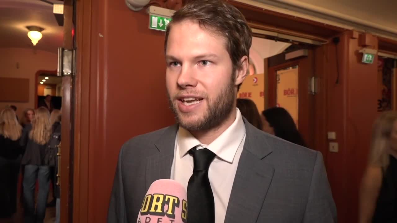 "Det känns väl lite både och" – Hör Filip Gustavssons reaktion på att ...