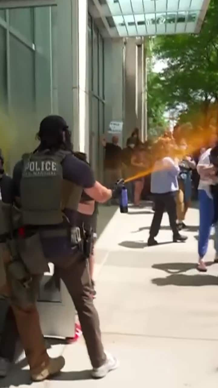 15 personer åtalas i USA efter ICE-protester - Aftonbladet TV