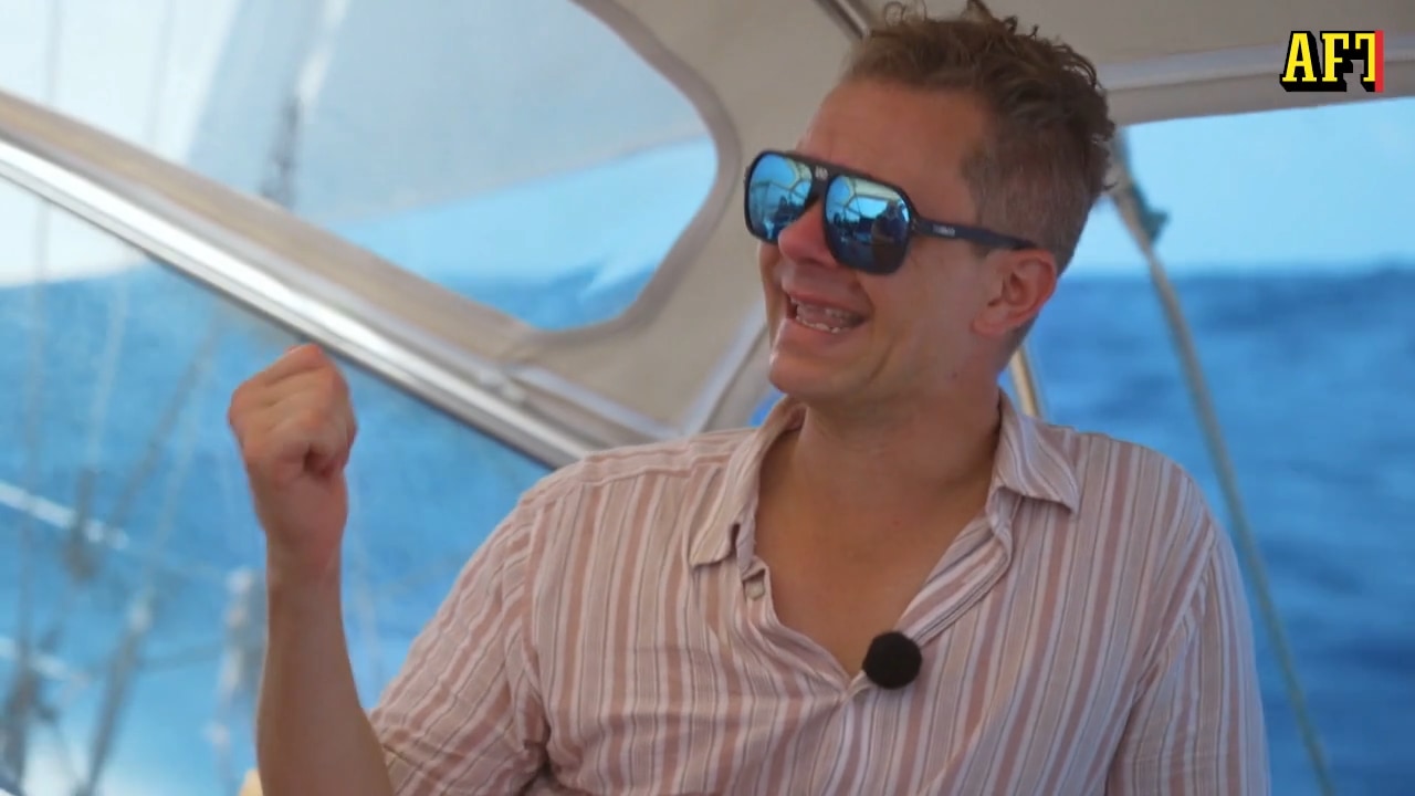 Här bryter Tobbe ”Trollkarl” Blom ihop - vill hem