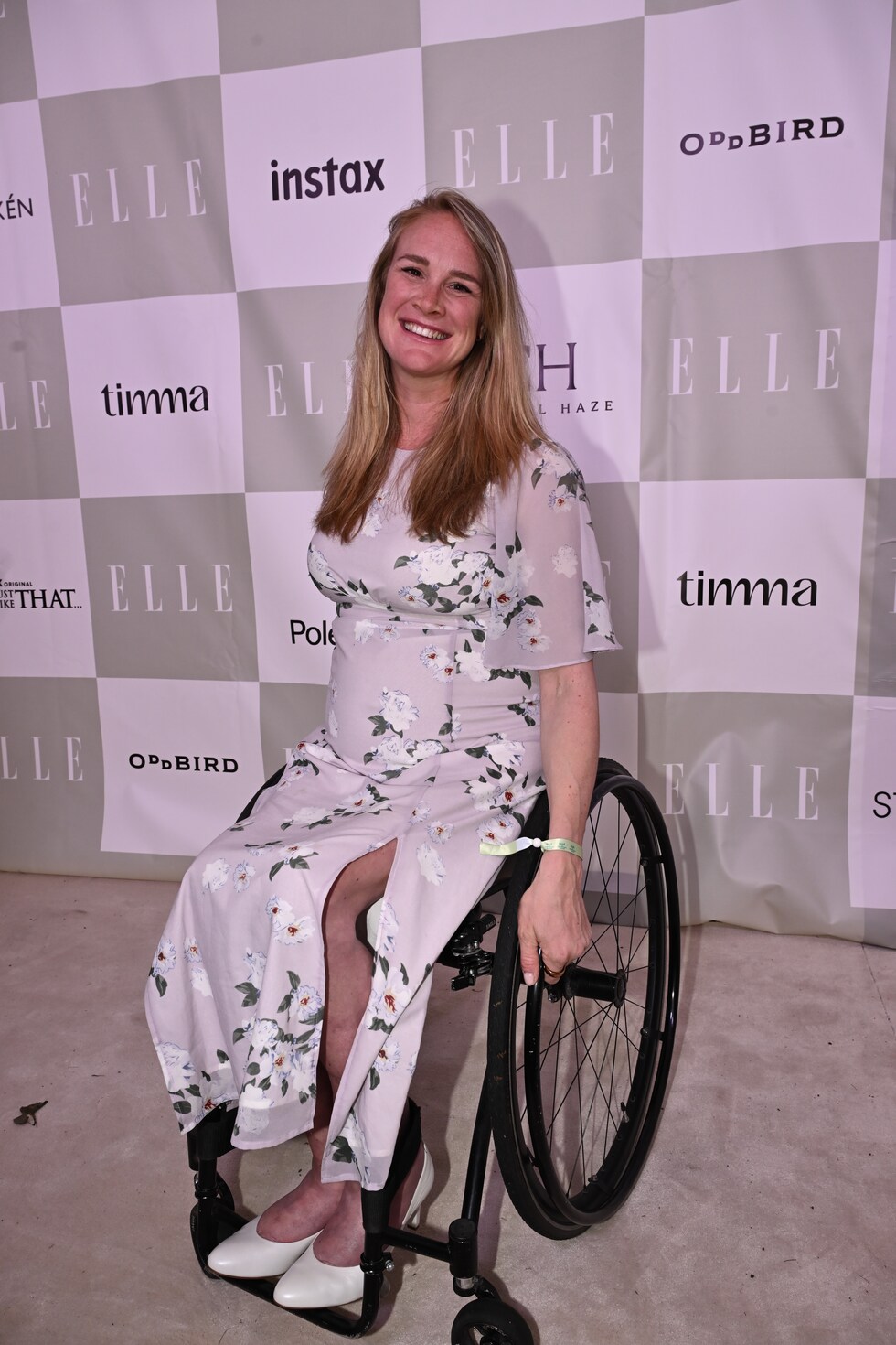 Gravide Birgit Skarstein røper kjønnet - VGTV