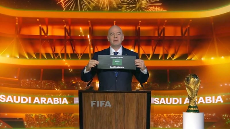 Amnesty roser Norges Fotballforbund etter tildeling av Fotball-VM i ...