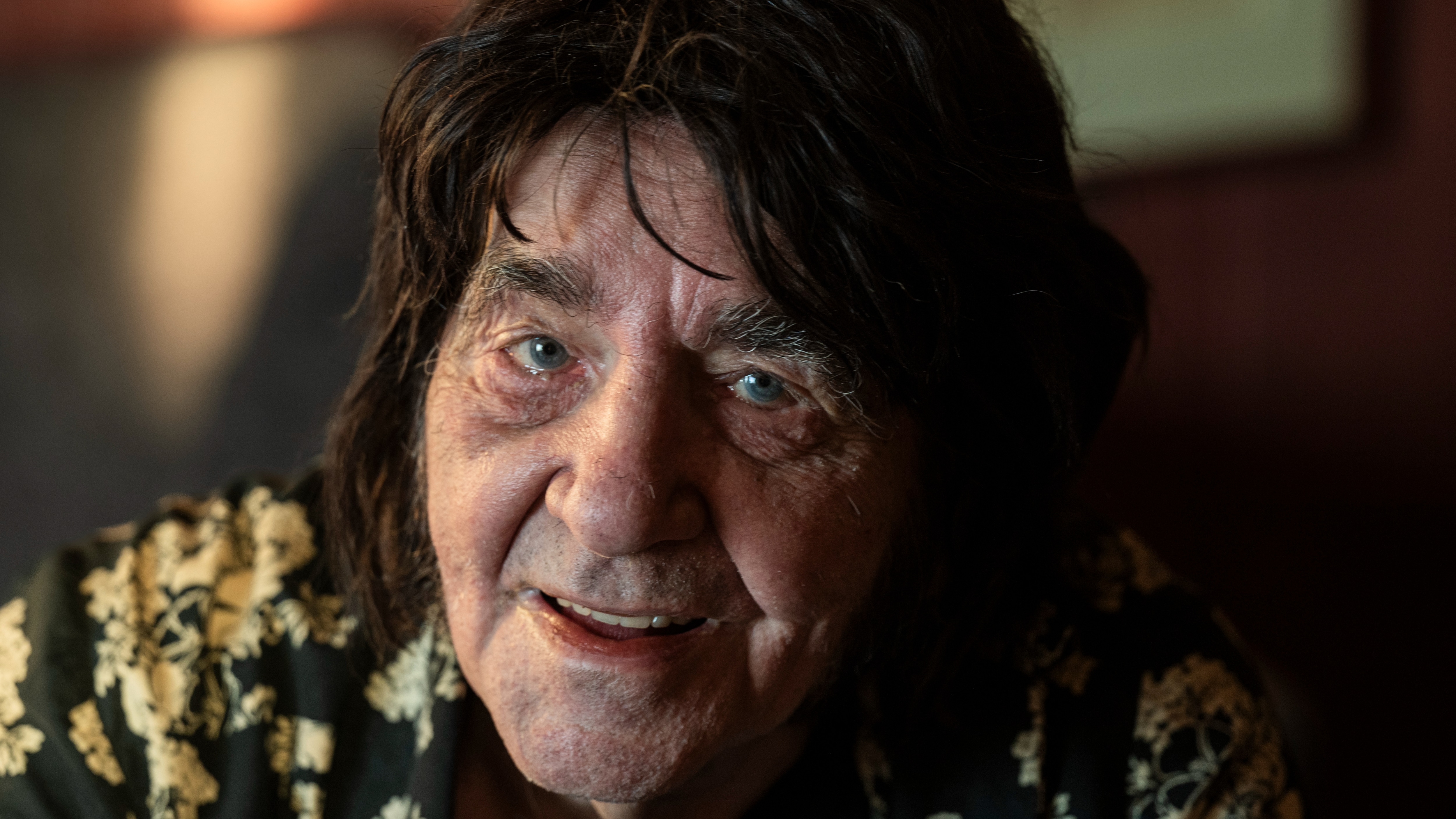 Elvis-imitator Jan Lauritzen ser seg selv i NRK-innslag fra 1980 - VGTV