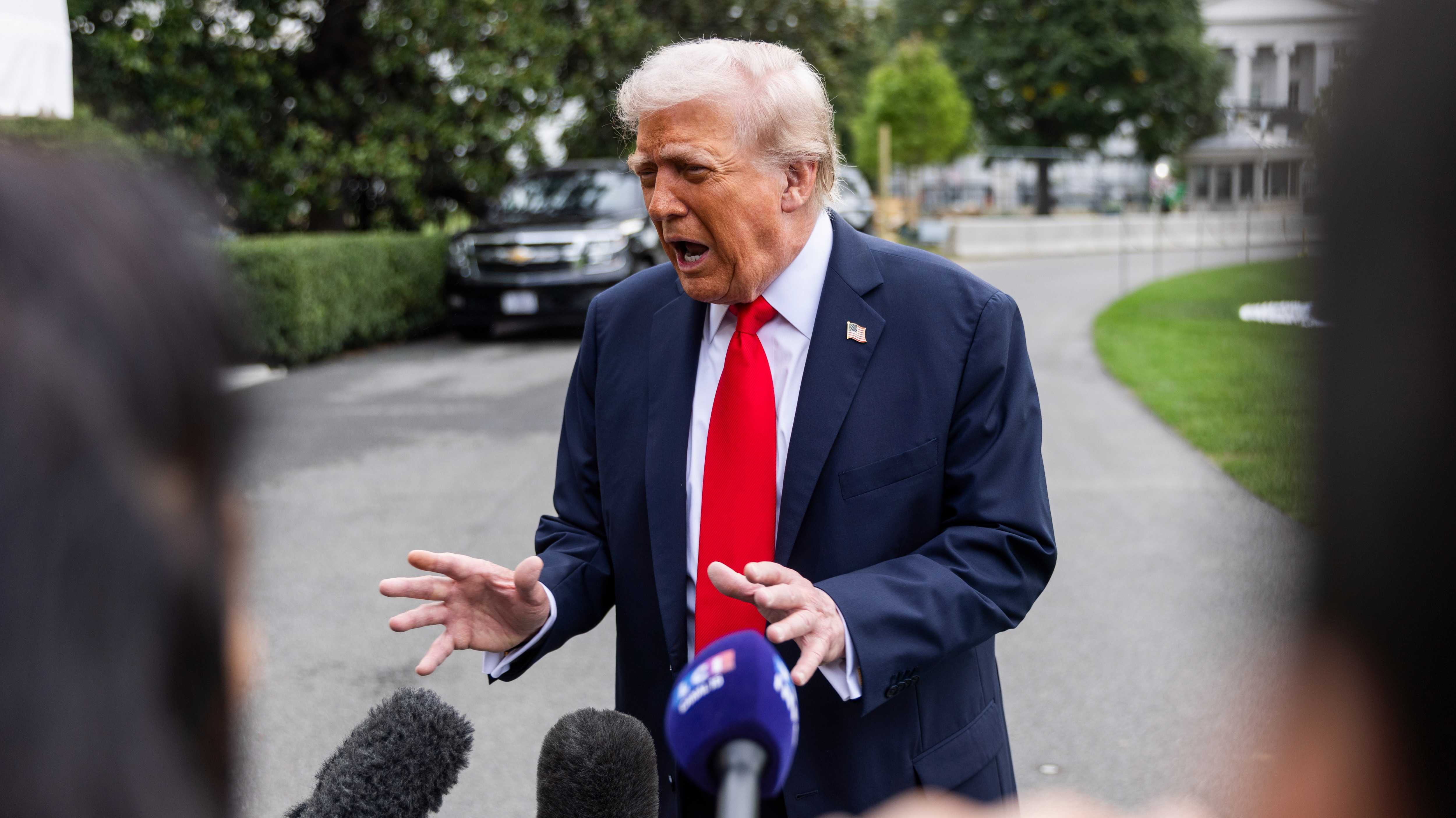 Trump til journalist fra Australia: – Ti still! - VGTV