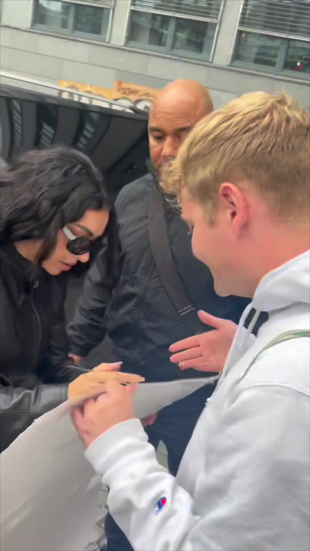 Her er Charlie XCX i Norge - VGTV